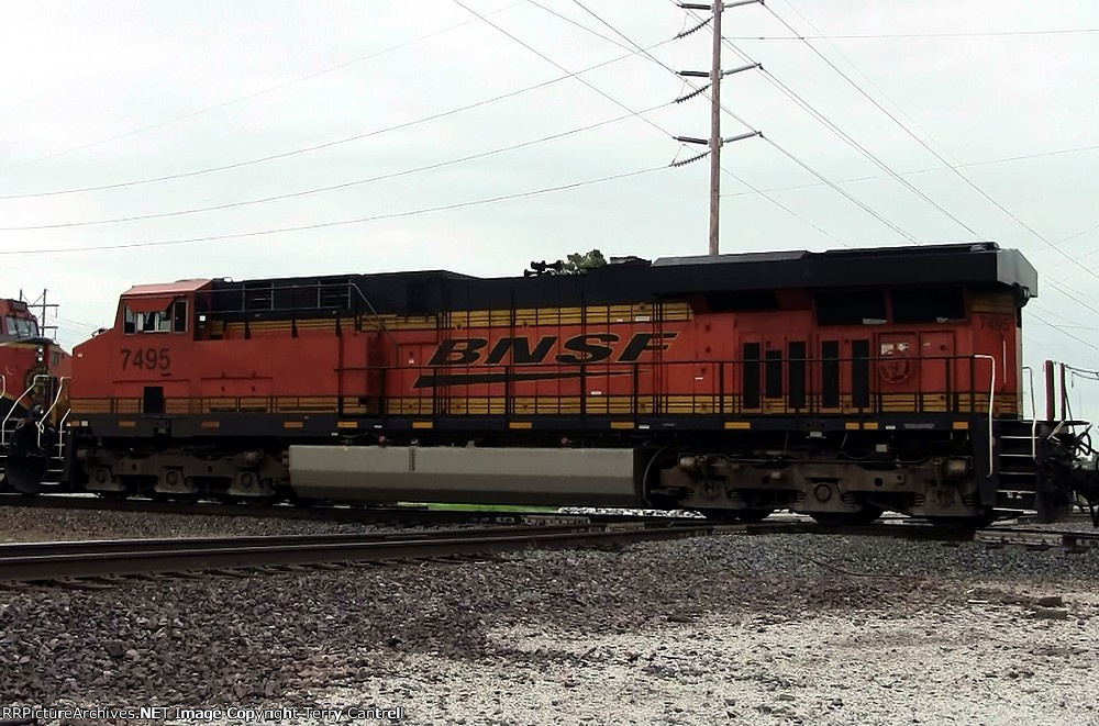 BNSF 7495